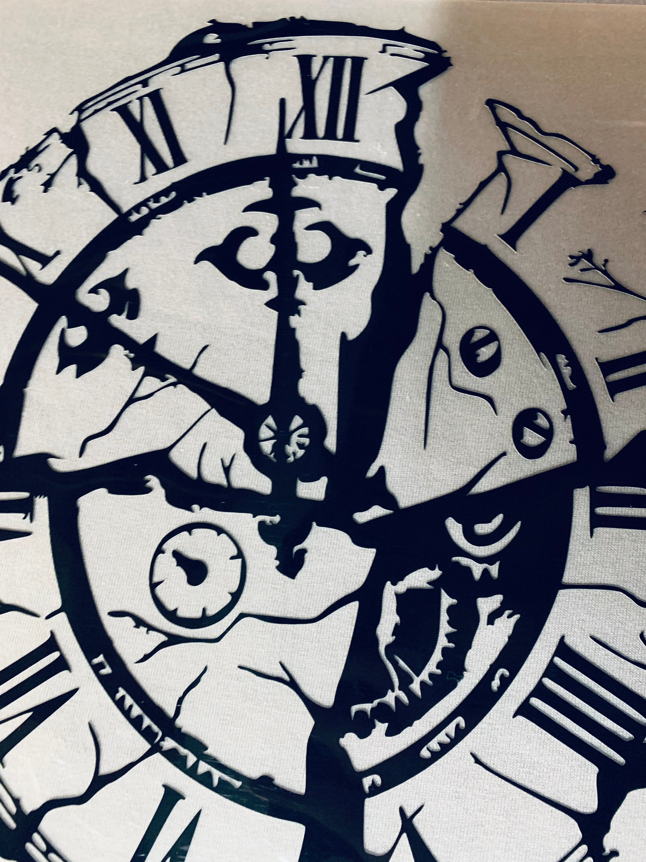 Broken Clock Graphic T-shirt Vinyl Mike Design - Etsy