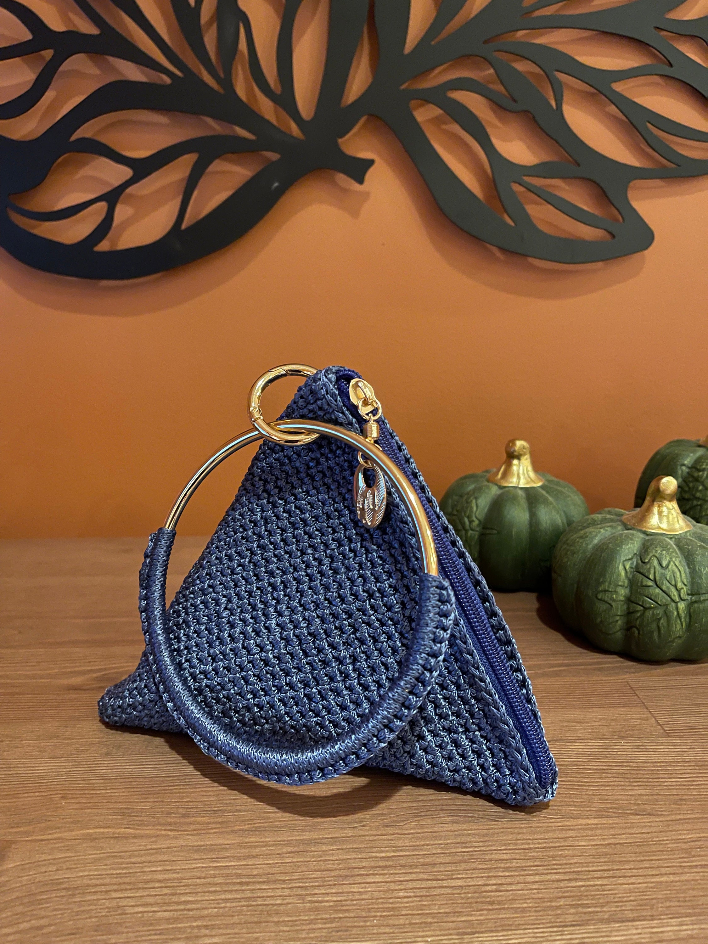 Pyramid Triangle Crochet Handmade Purse, Small Knitted Hand Bag, Hoop ...