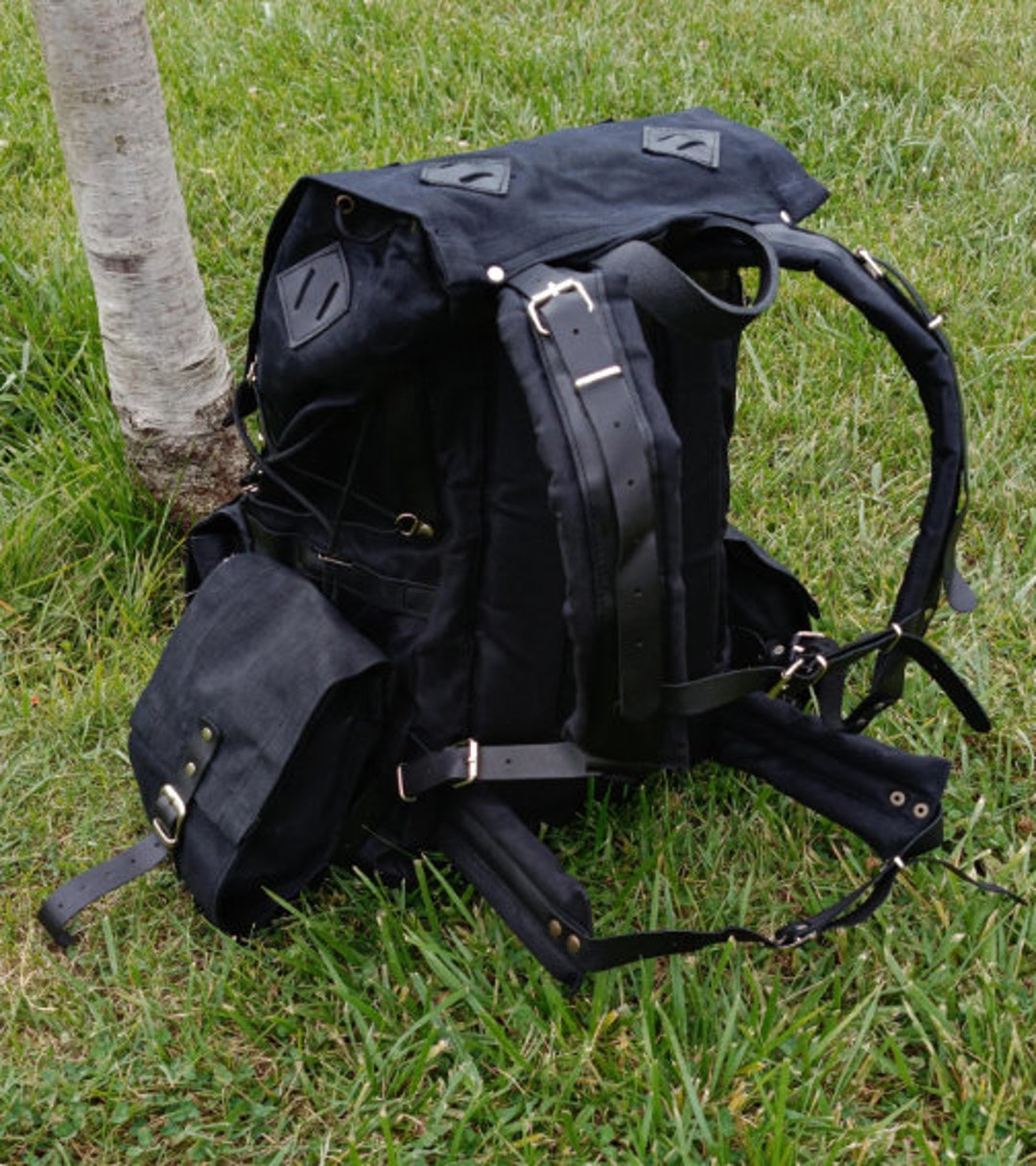 Waxed Canvas Leather Backpack Detachable Pouches Suitable for Your Belt ...