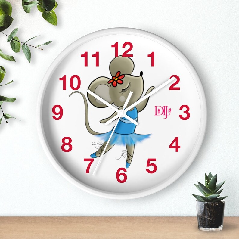 Clocks Melody the Mouse Wall clock Home & Living Home Décor etna.com.pe