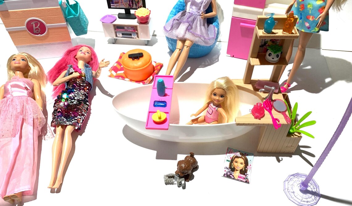 Barbie Kitchen Refrigerator Set + Television Corner + Armchair + Barbie ...