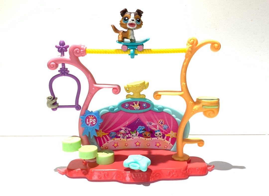Littlest Pet Shop Get Better Centre / Play Set LPS / Vet Practice ...