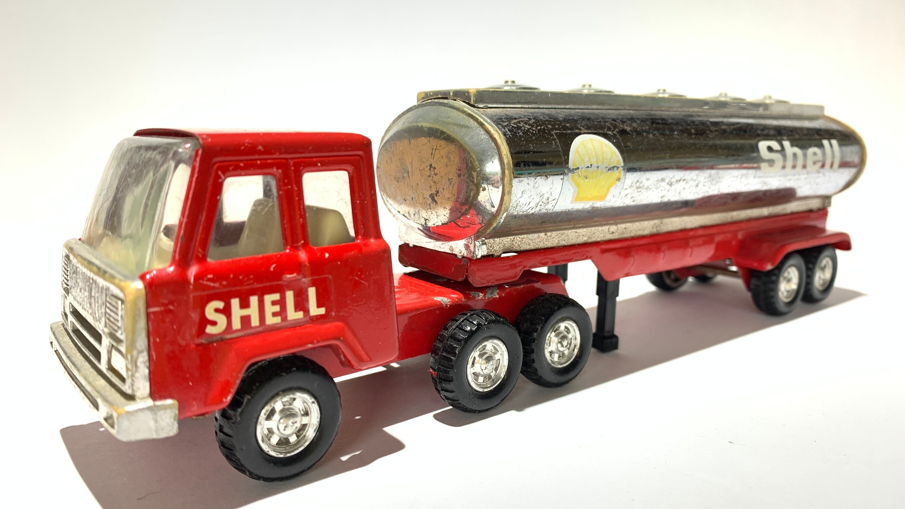 Shell Tanker Truck Tin Toys Camion Benne / LKW Shell / Tin Toys Shell ...
