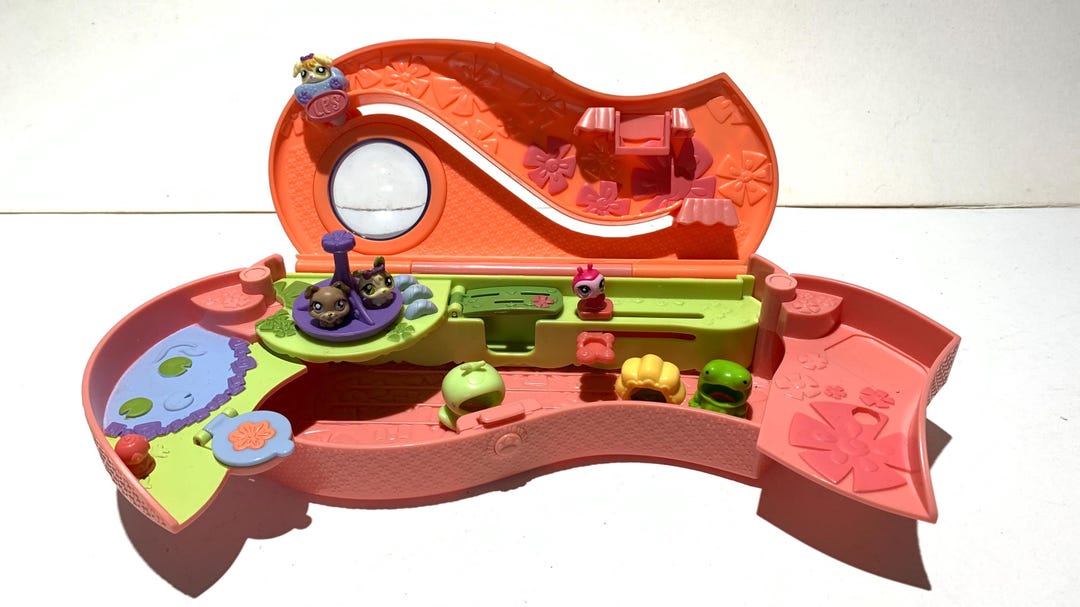 Littlest Pet Shop Teeniest Tiniest Pencil Case LPS / School Set ...