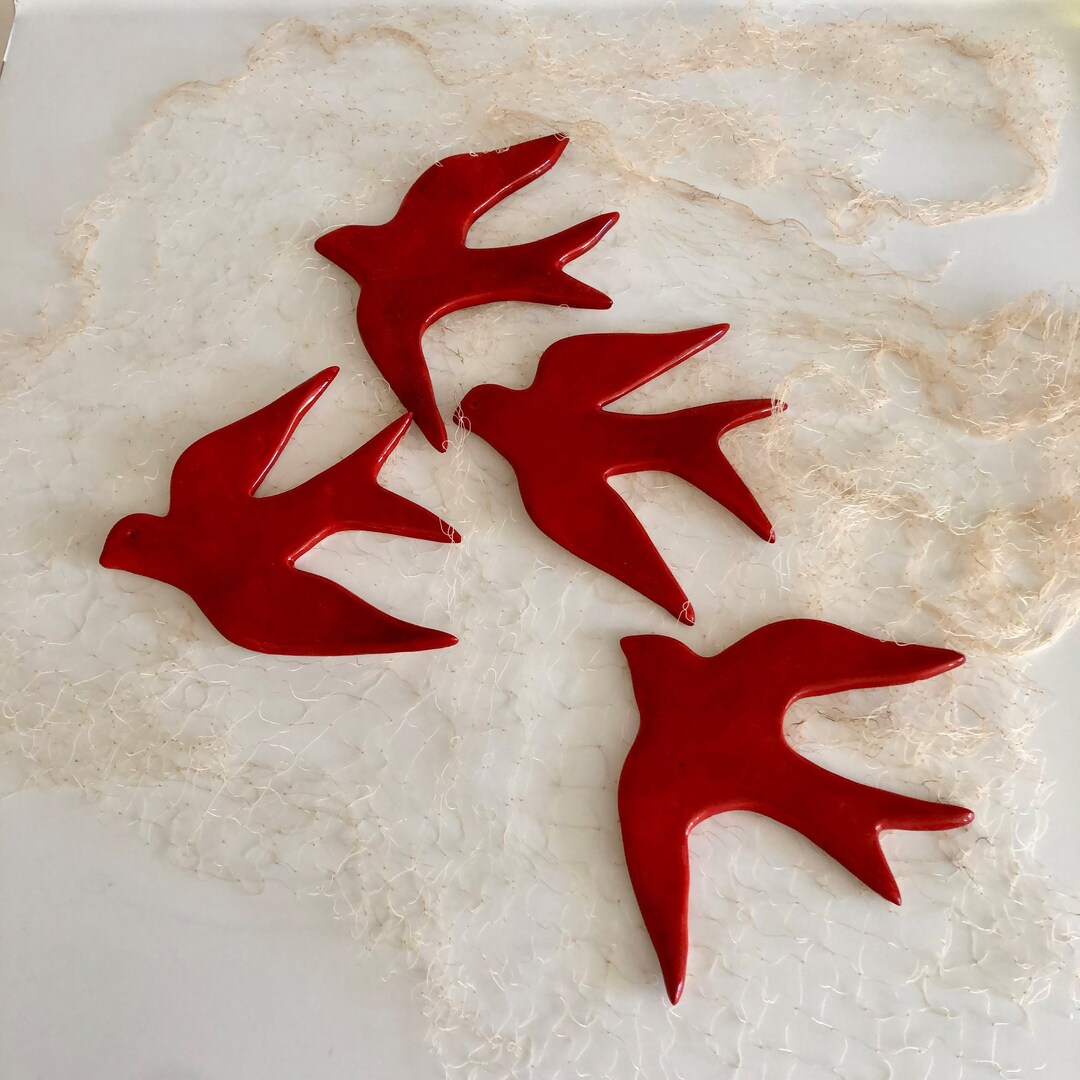 Set of 4 Red Flying Swallows for Room & Garden Decoration, Flock Birds ...