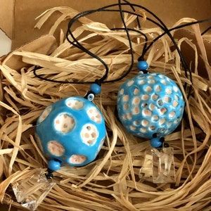 Set of 2 Essential Oil Car Clay Diffuser, Ceramic Ball Home Diffusers ...