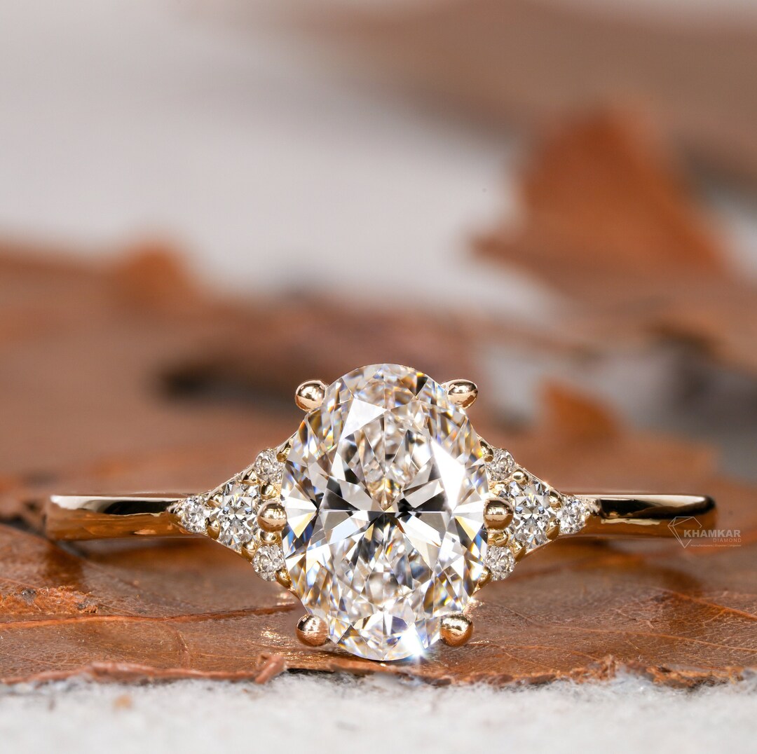 Oval Shaped Lab Grown Diamond Ring,1.00ct Oval Lab Created Cluster ...