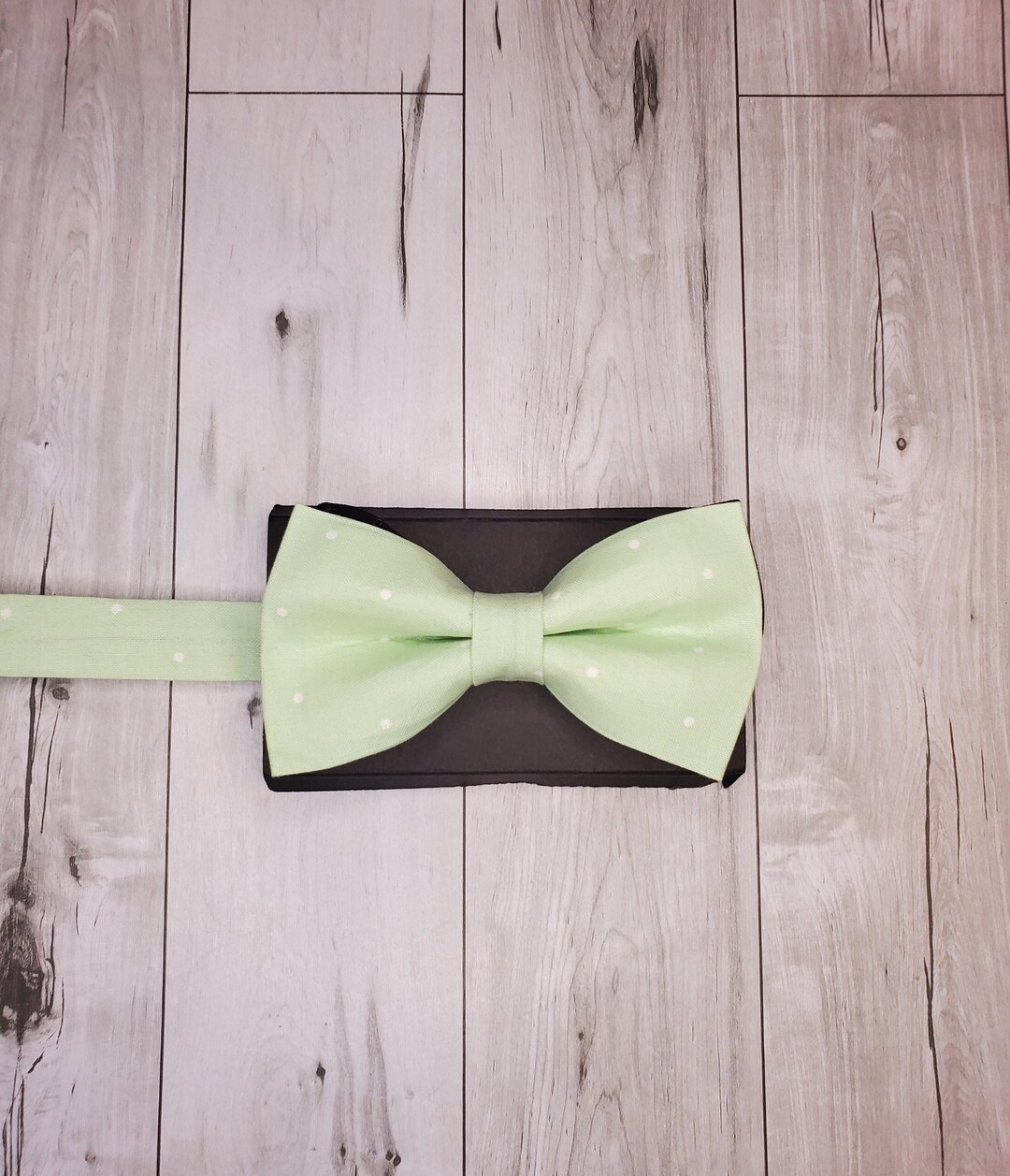 Spring Pastel Green Bow Tie - Etsy