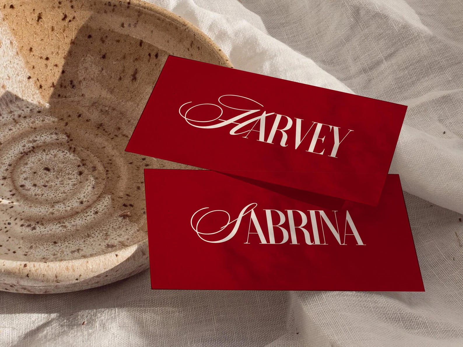 Canva Elegant Place Cards With Guest Names, Modern Chic Flat and Tented ...