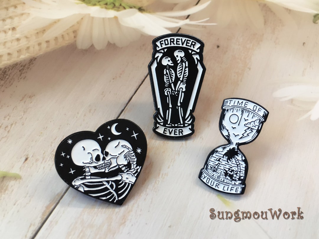 Punk Style Skeleton Enamel Pin Cute Hard Enamel Pin Display Lapel Pin ...