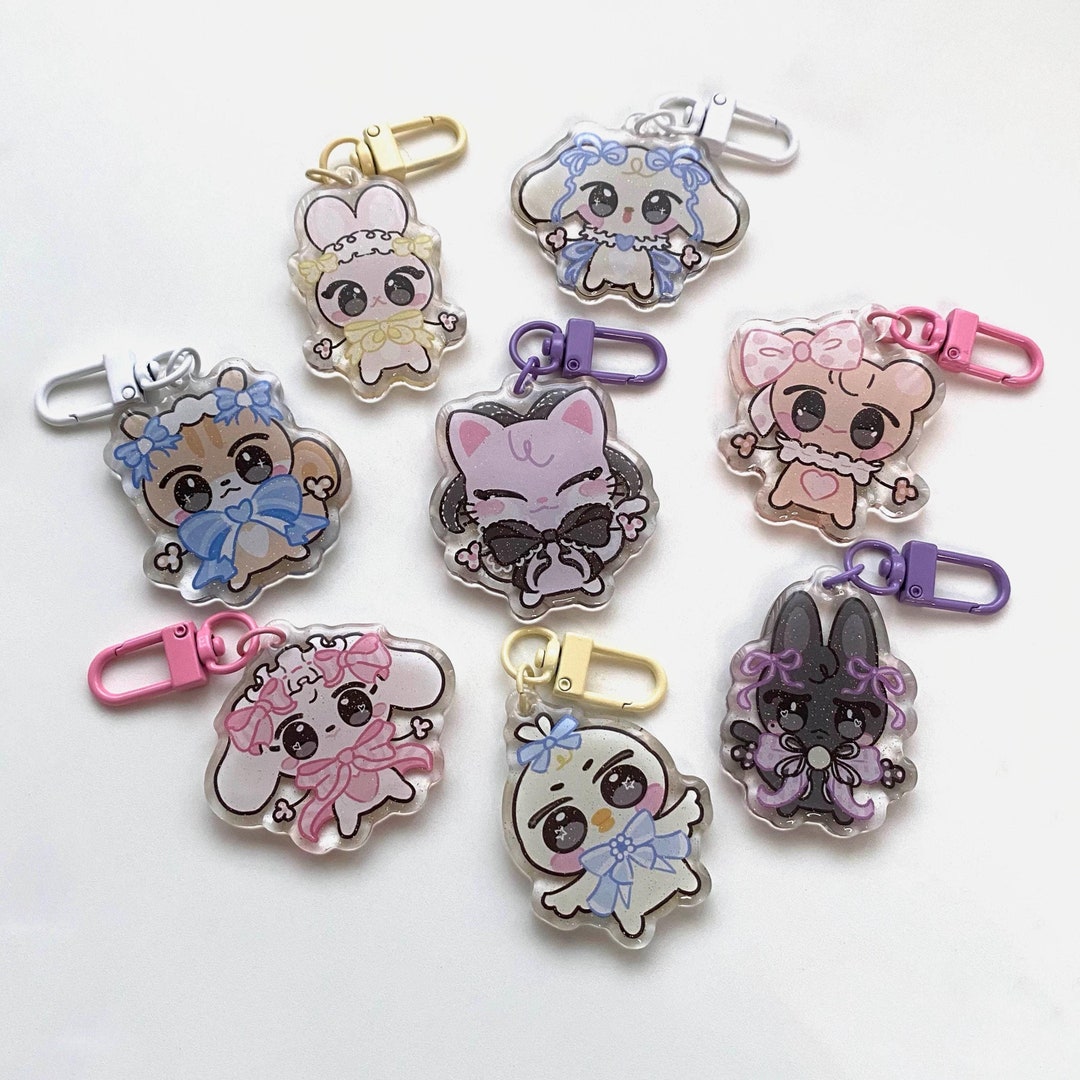 Aniteez Coquette Keychains - ATEEZ L ATINY - Etsy