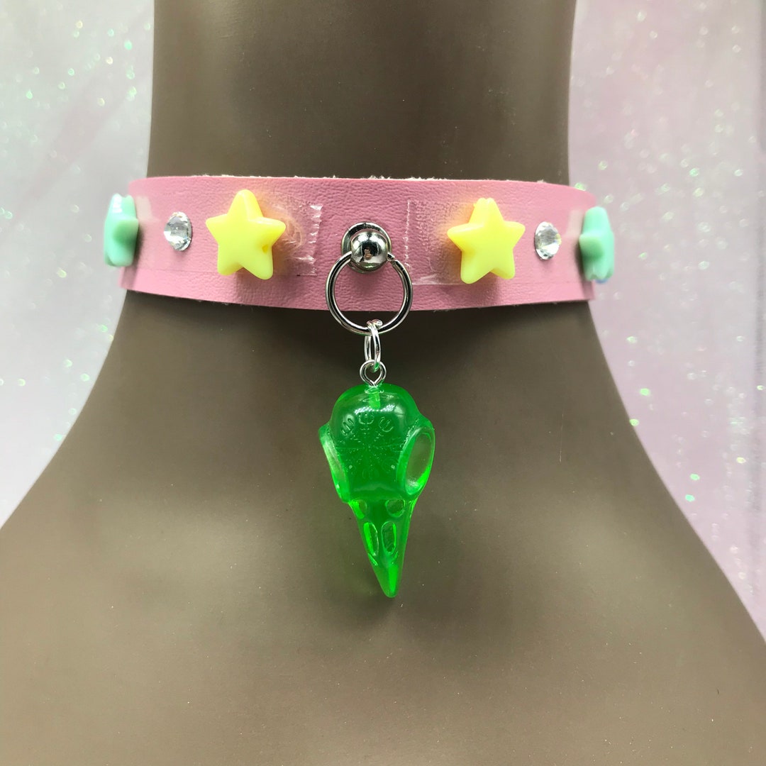Green Pink Crow Head Pastel Kawaii Emo Goth Choker Necklace Collar Cat ...