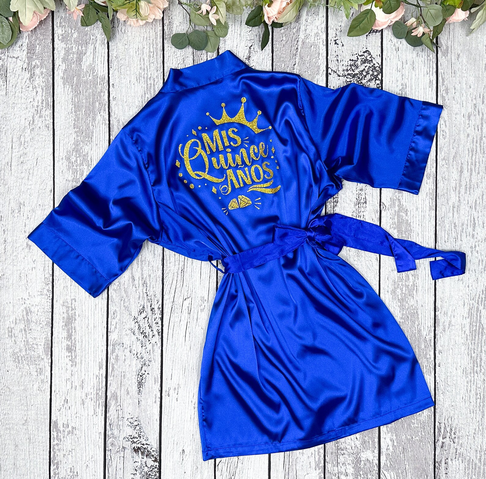 Quinceañera Robe With Princess Design Mis Quince Años Con Diseño De ...