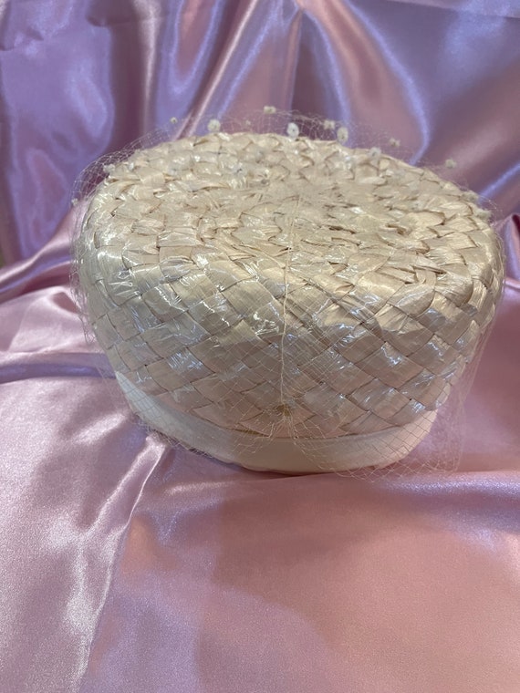 1960's Vintage Pillbox Woven Hat (excellent condition) - Gem