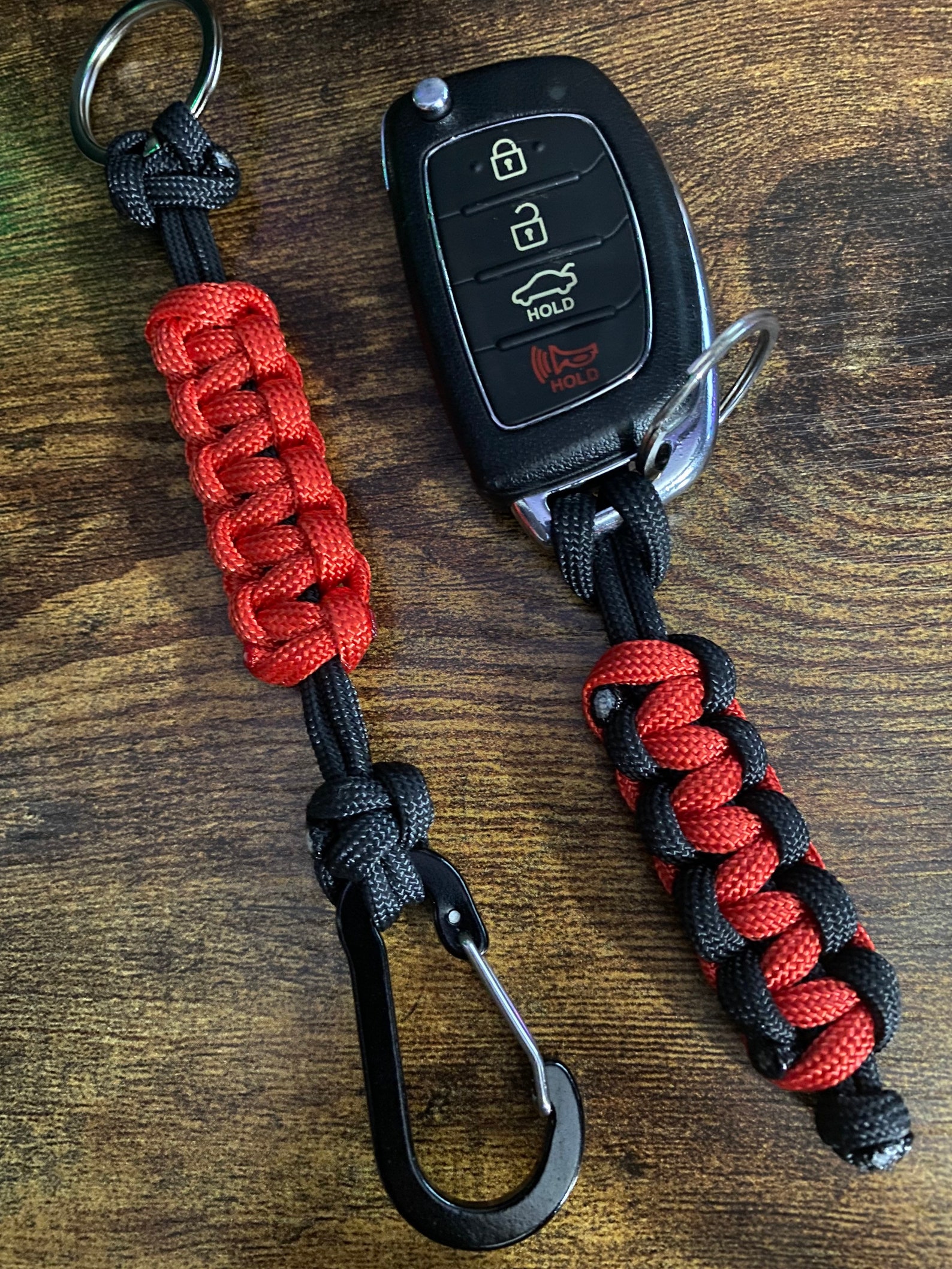 Paracord Keychain W/ Carabiner and Paracord Key Fob - Bundle - Etsy