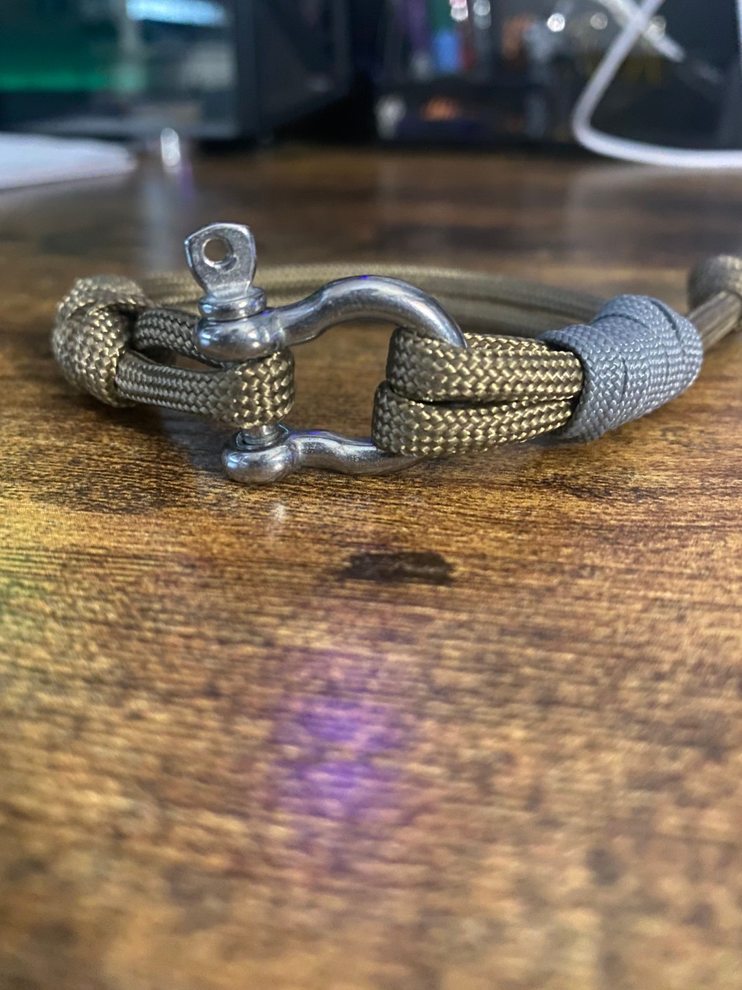 Paracord Shackle Bracelet Handmade Bracelet Unisex Adjustable - Etsy