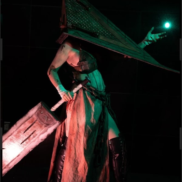 Pyramid Head Costume - Etsy