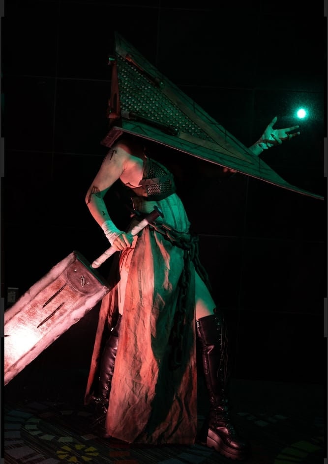 Pyramid Head Cosplay Print - Etsy