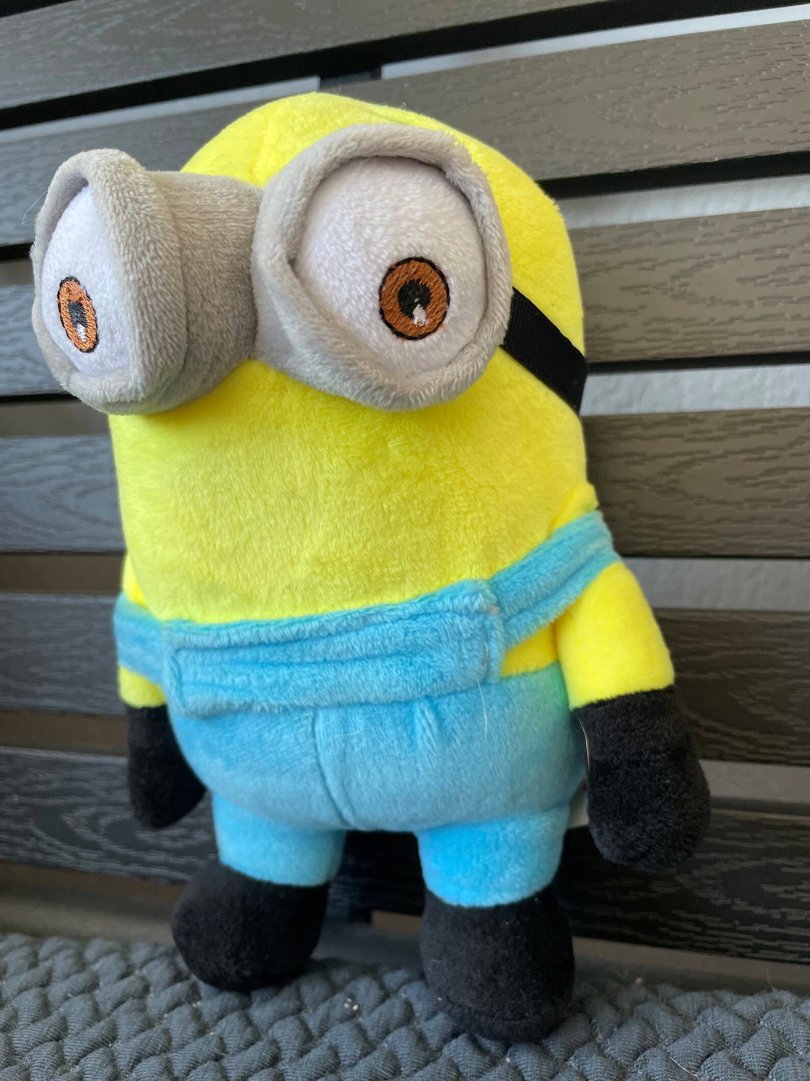 Despicable Me Minion Illumination Stuffed Animal Plush Toy Size 24cm ...