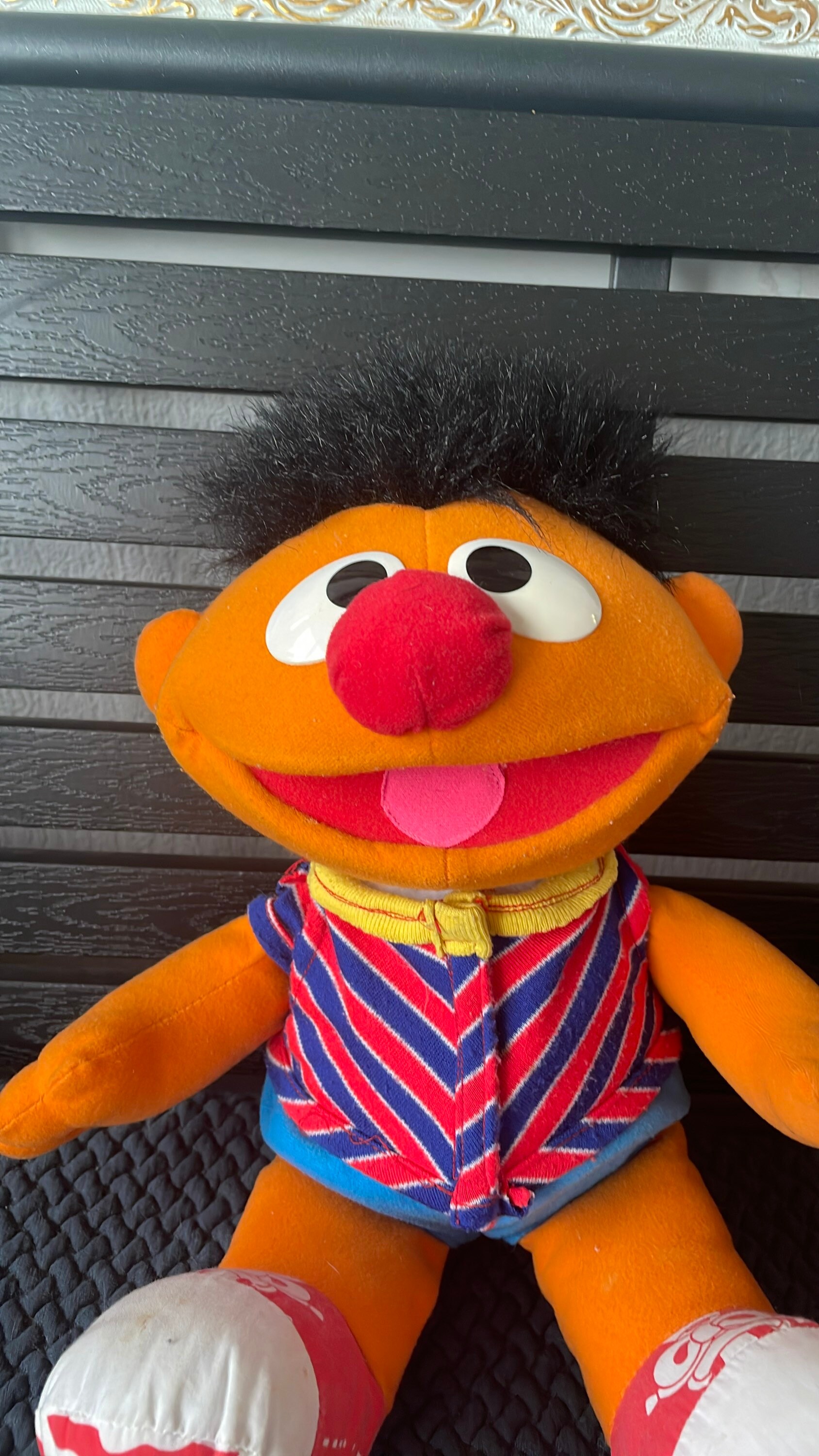 Vintage Tyco Tickle Me Ernie Works Shakes Talks Laughs Sesame Street ...