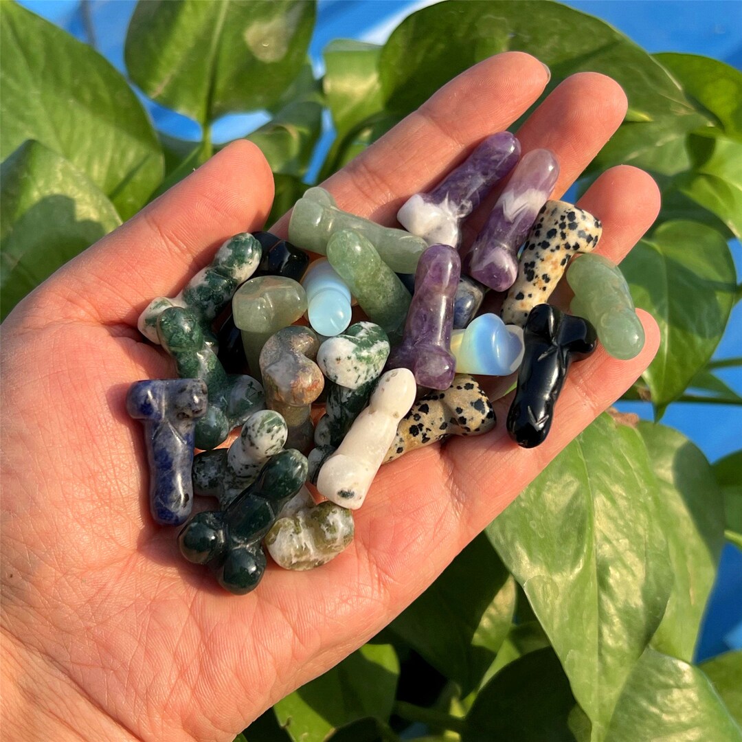 Natural Hand Mix Quartz Crystal Penis,carved Small Quartz Penis,crystal ...