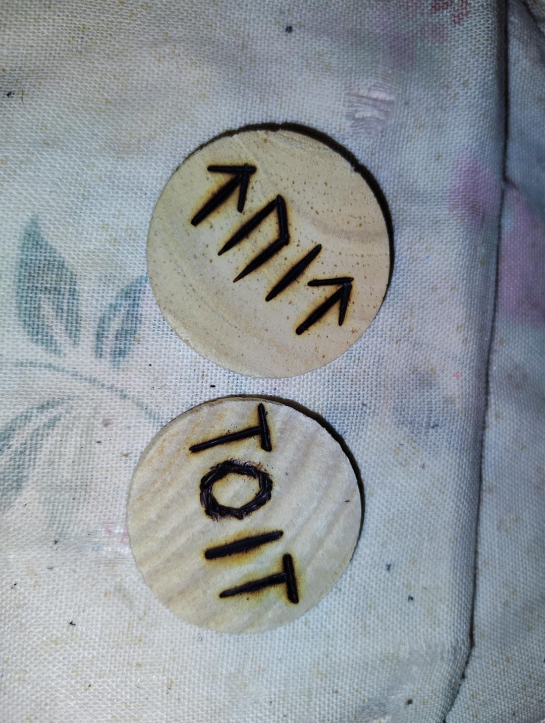Round Tuit, Burn-carved Runic, Finally Get "a Round Toit" - Etsy