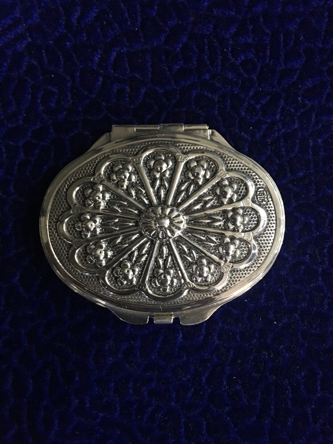 Silver Compact Mirror in Art Nouveau Style, Floral Pattern Embossed 925 ...