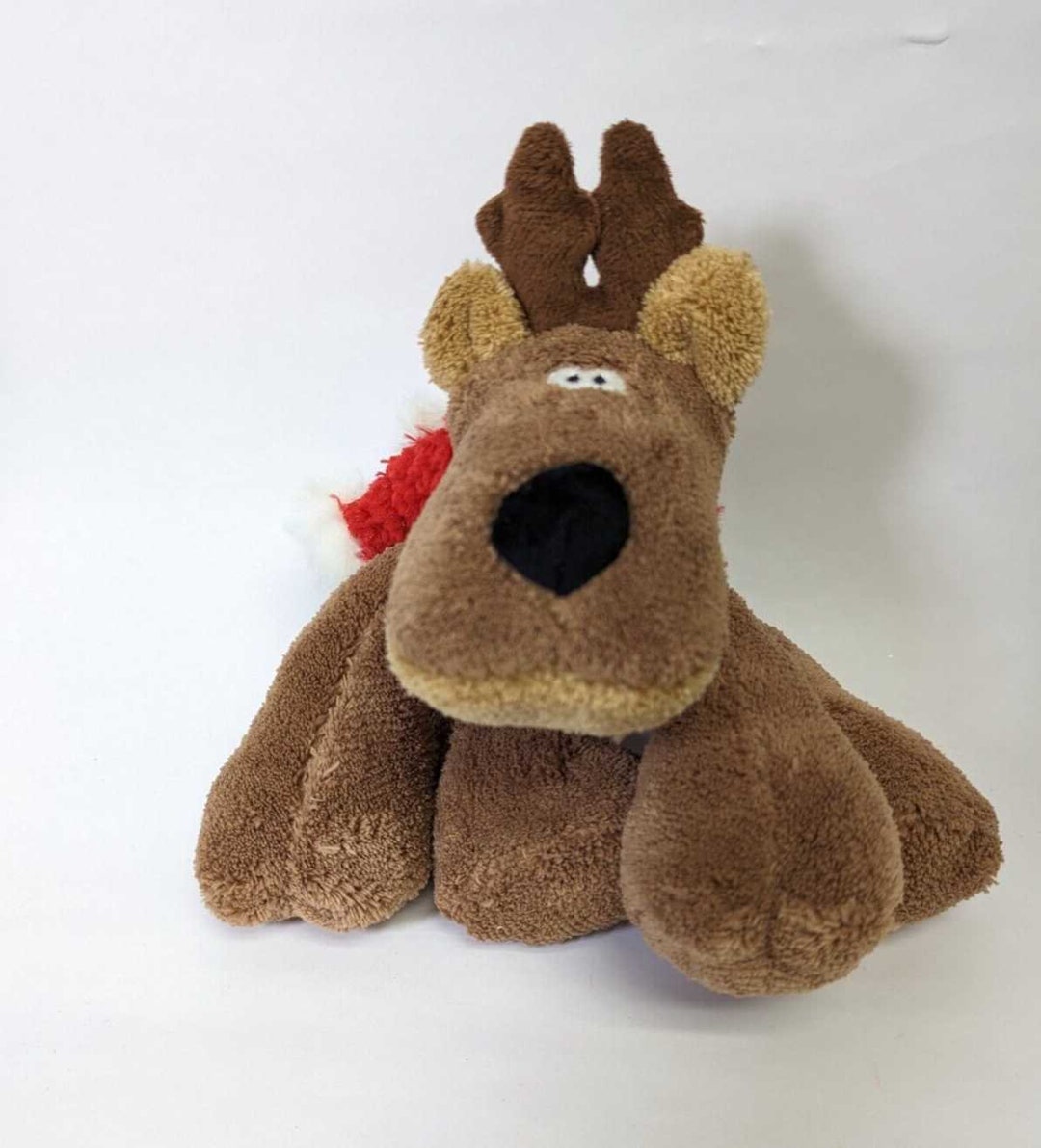 Hallmark Rodney the Reindeer Plush Stuffed Animal Wearing Scarf 6-1/2 ...