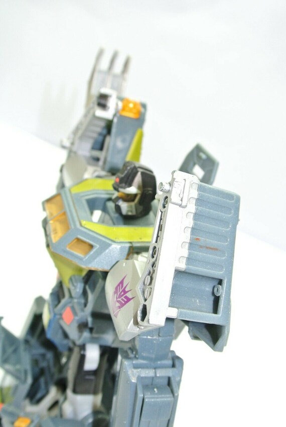 Transformers Universe Onslaught