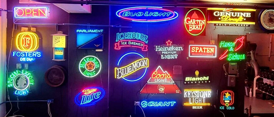 Vintage Miller Genuine Draft Sign 41x22 Wall Hanging Lighted Pub ...