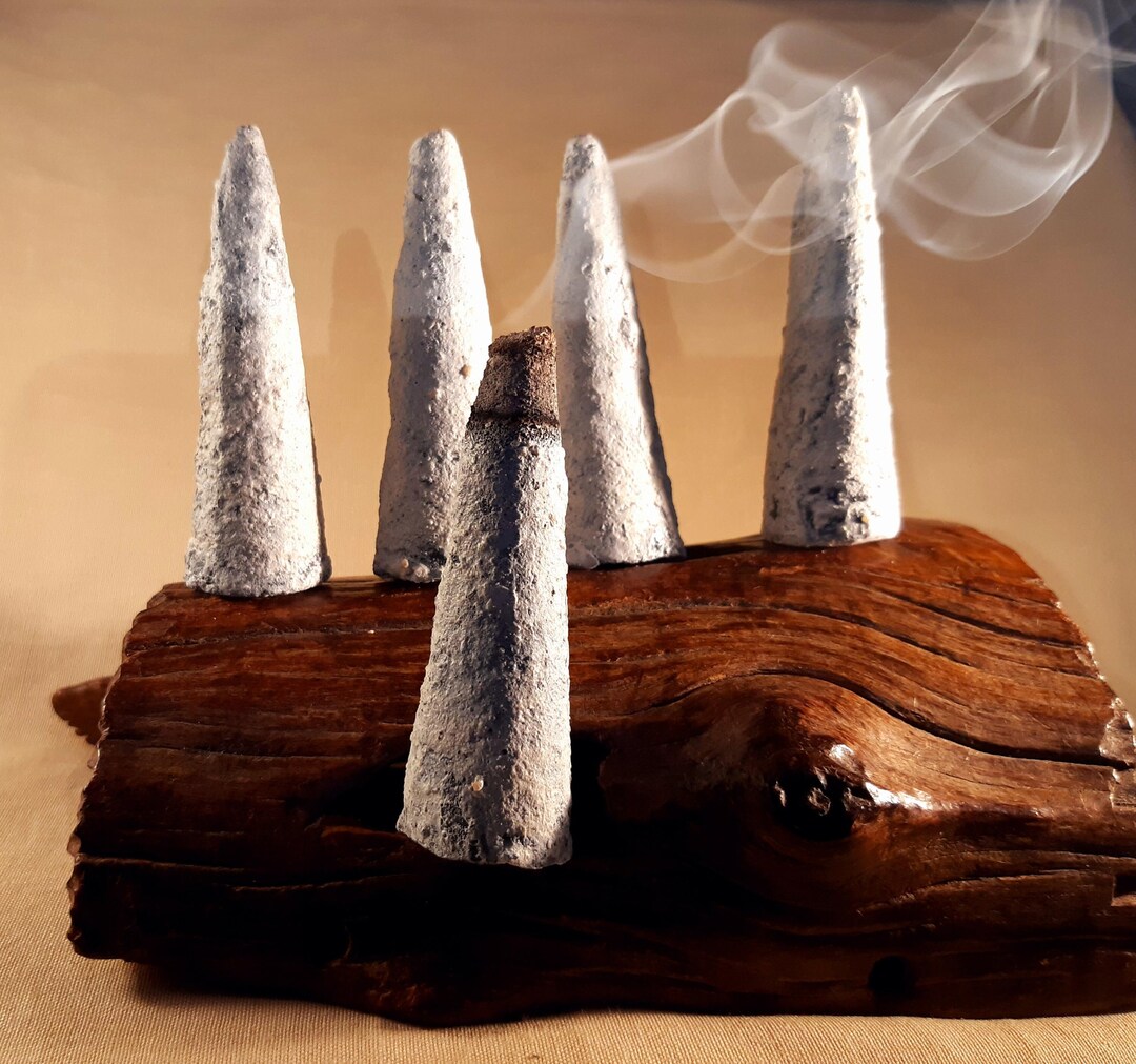 Copal Incense Cones, 5 Pieces, Handmade From Mexican Tree Resin, Large Size - Etsy
