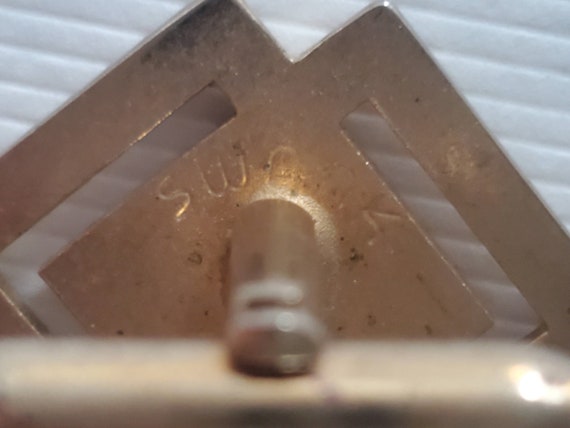 Vintage 1950s Swank Goldtone Interlocking Square Cuff… - Gem