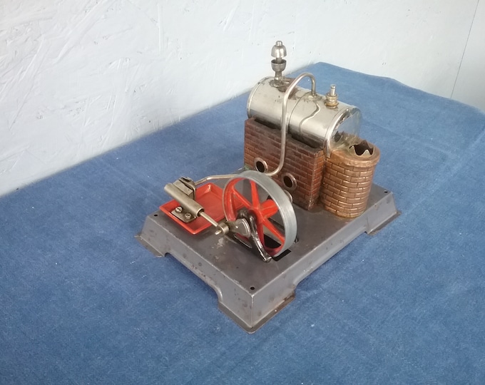 Wilesco D5 'petri' German Steam Engine, Stationary Horizontal Steam ...