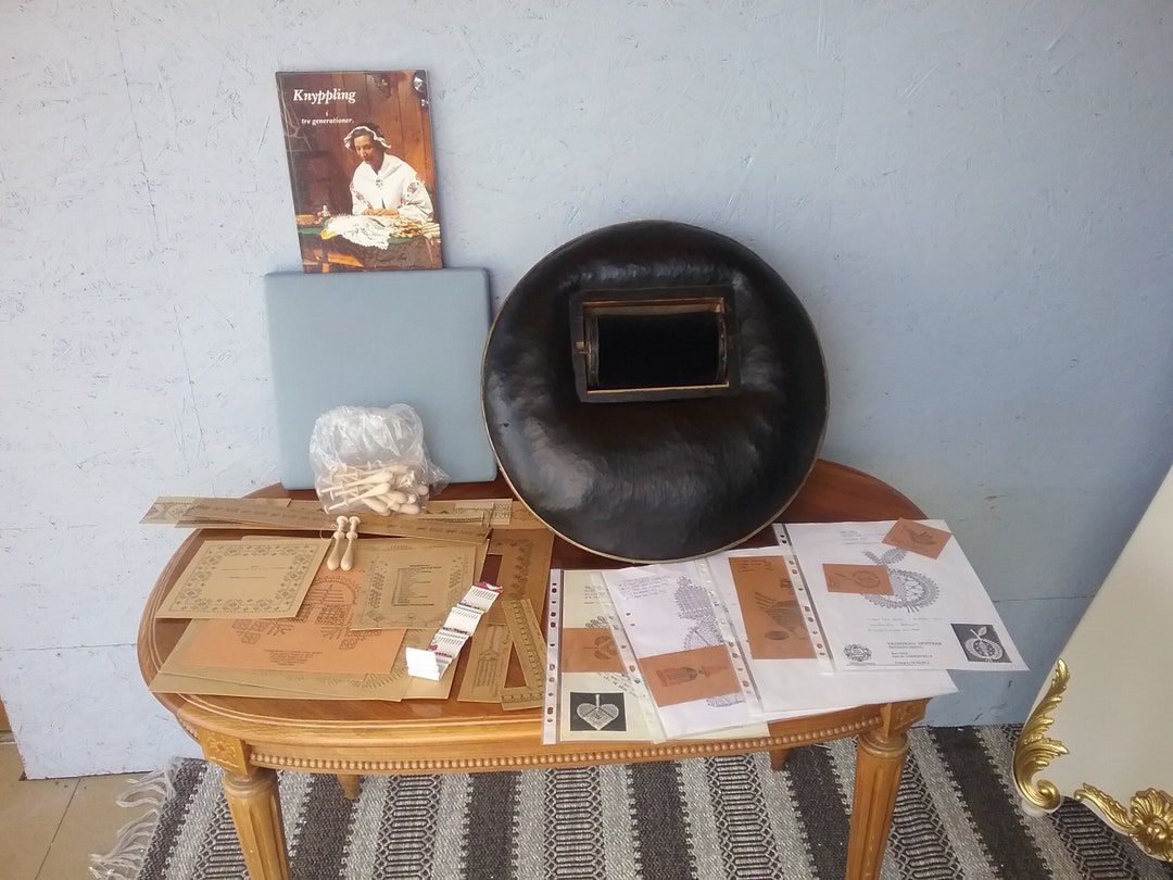 Swedish Extra Large Vintage Lace Making Kit With Bobbins and Pierced ...