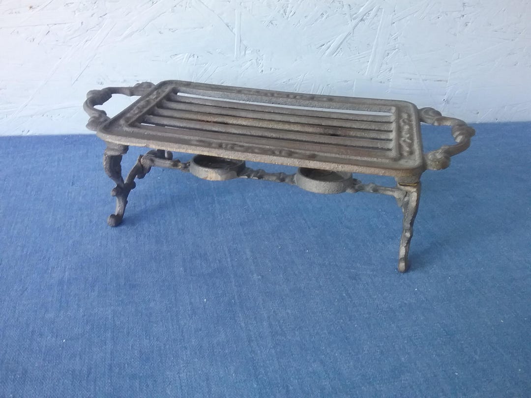 Vintage Cast Iron Food Warmer: Hot Plate Trivet, Kitchen Decor - Etsy