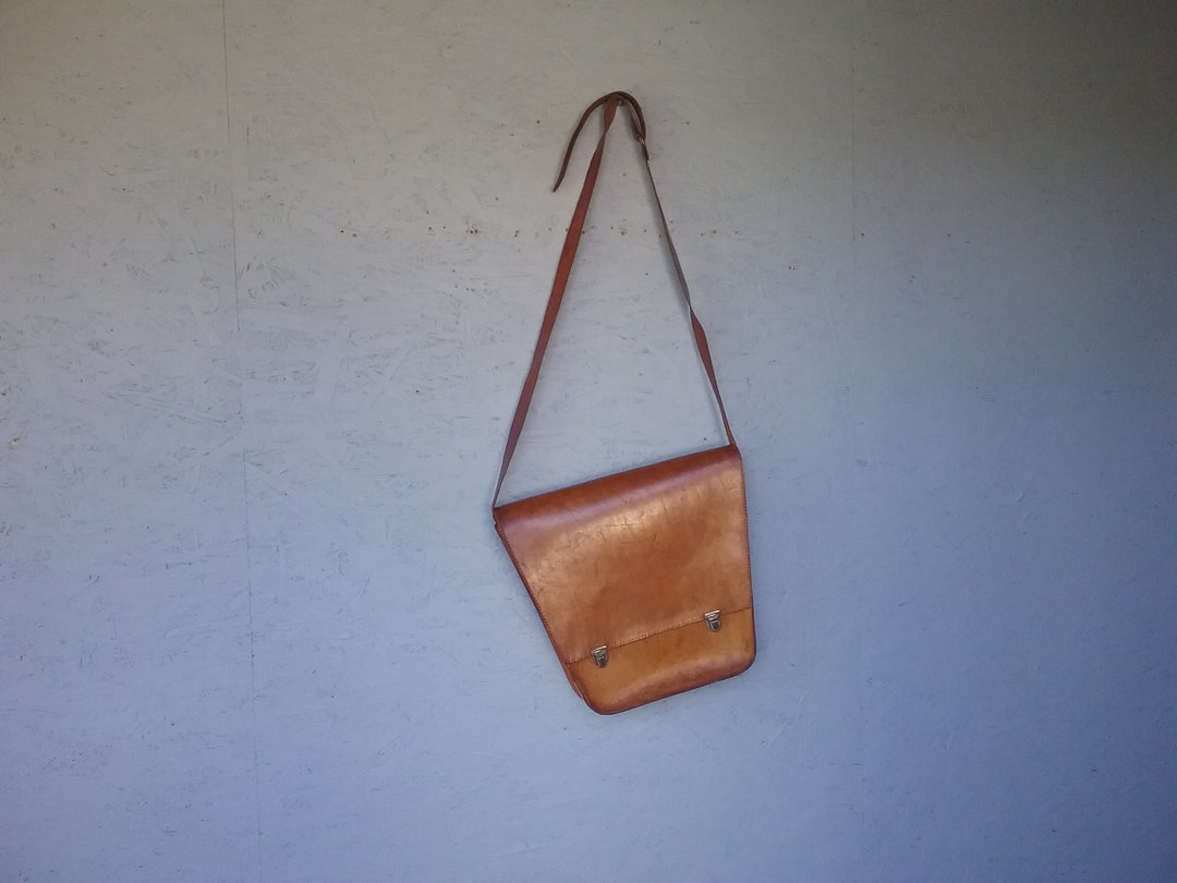 Vintage Natural Leather Shoulder Bag, Brown Briefcase - Etsy Sweden