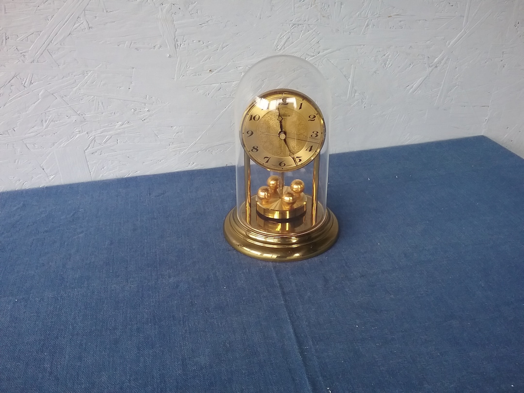 Hettich Vintage German Table Clock With Rotating Pendulum and ...