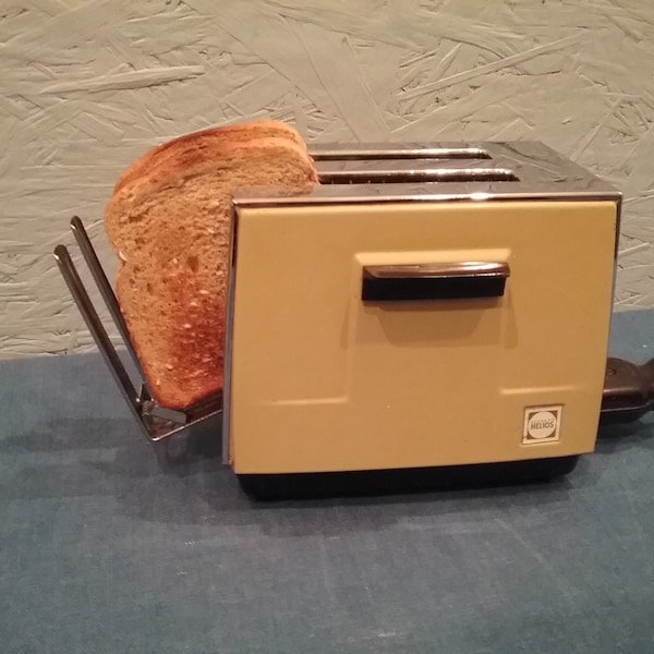 Vintage Toaster - Etsy