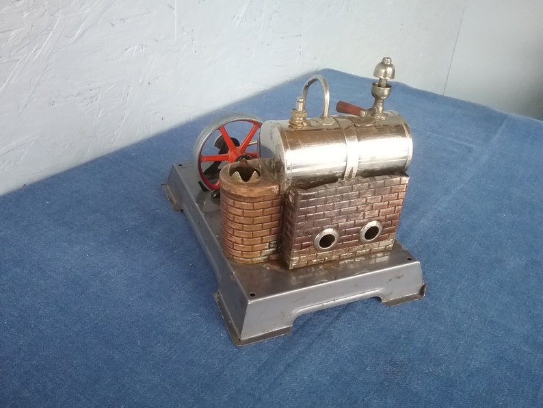 Wilesco D5 'petri' German Steam Engine, Stationary Horizontal Steam Engine, Vintage Steam Engine ...