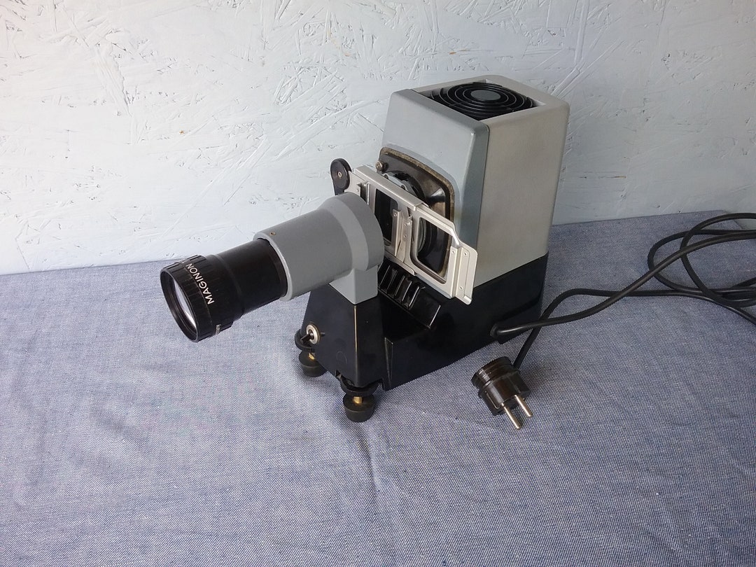 Vintage Projector, 1960s Slide Projector, Will Wetzlar Maginon 1:3.5/ ...