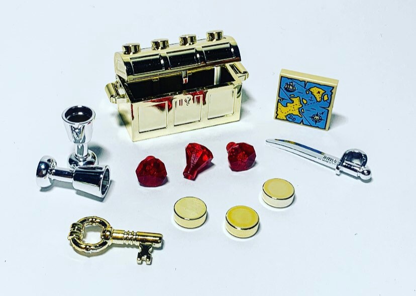 Lego Chrome Gold Treasure Chest Pirates Map Coins Money Key Goblet ...
