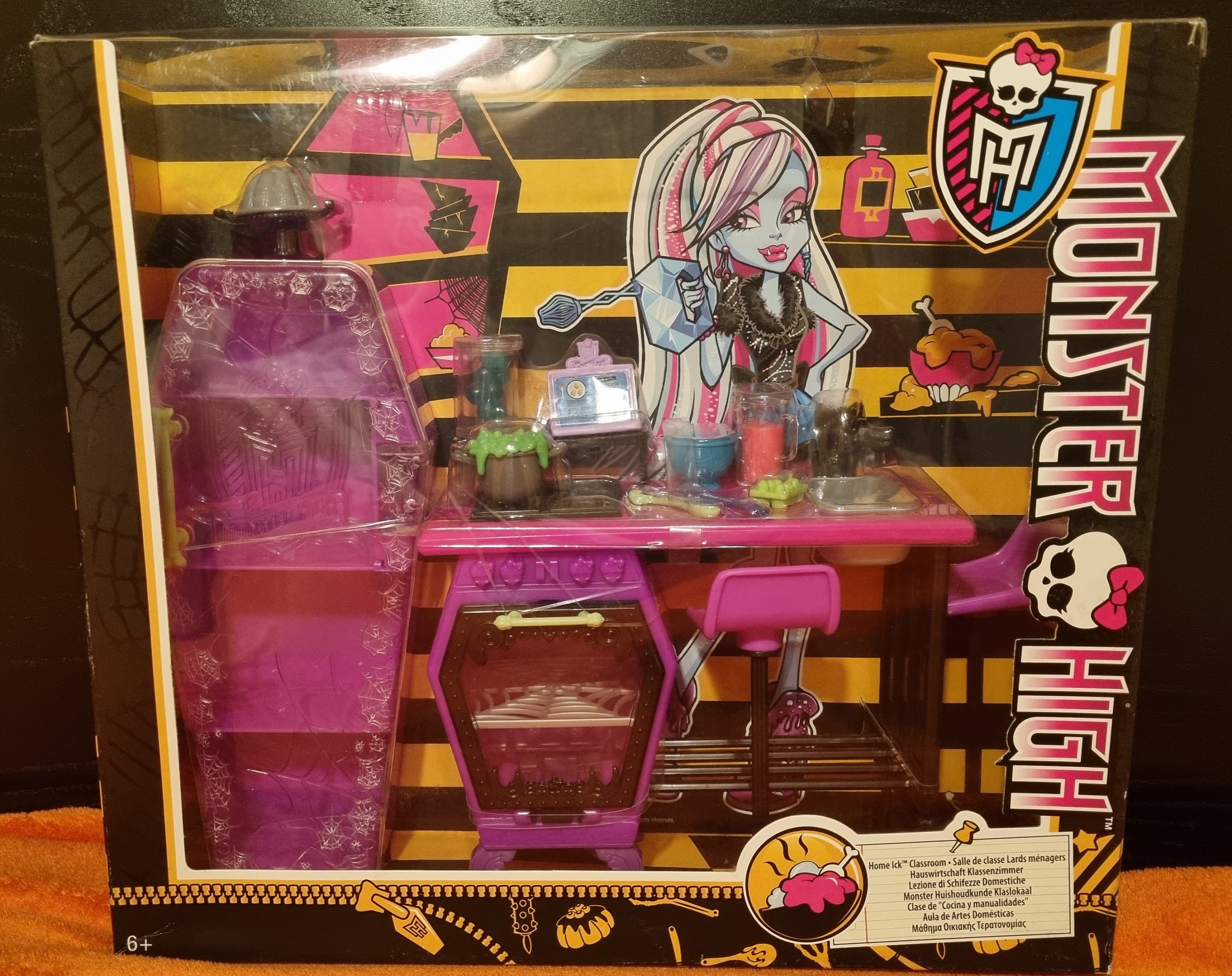 Monster High Frankie Stein Home Ick