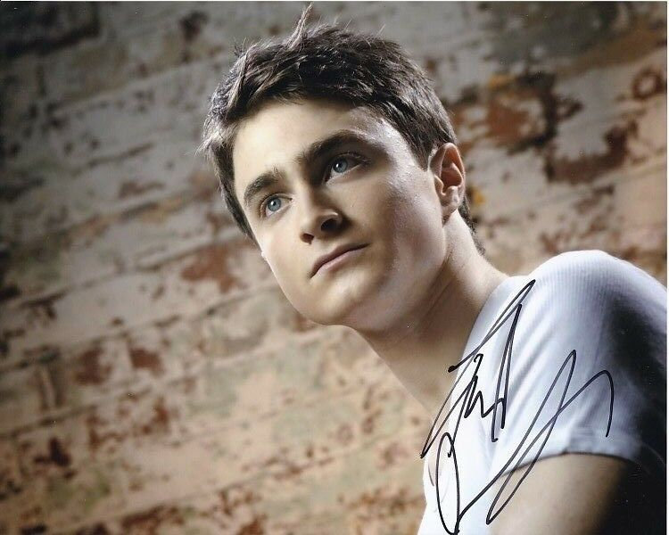 Daniel Radcliffe Signed Autographed 8x10 Photo - Etsy