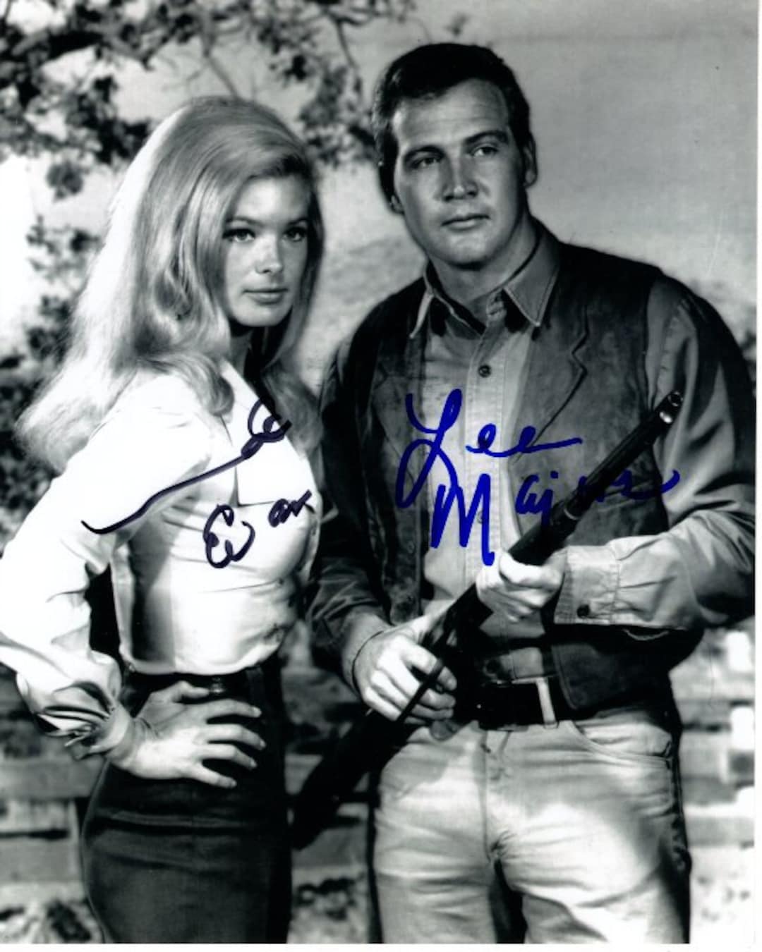 Lee Majors and Linda Evans Signed Autographed 8x10 the Big Valley Photo ...