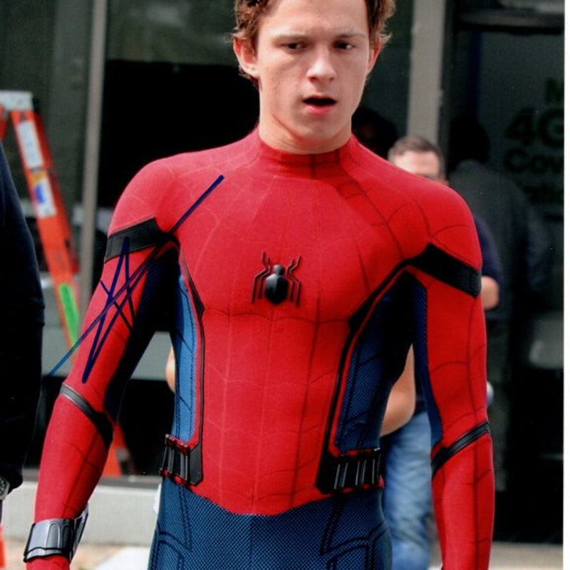 Tom Holland Autograph - Etsy