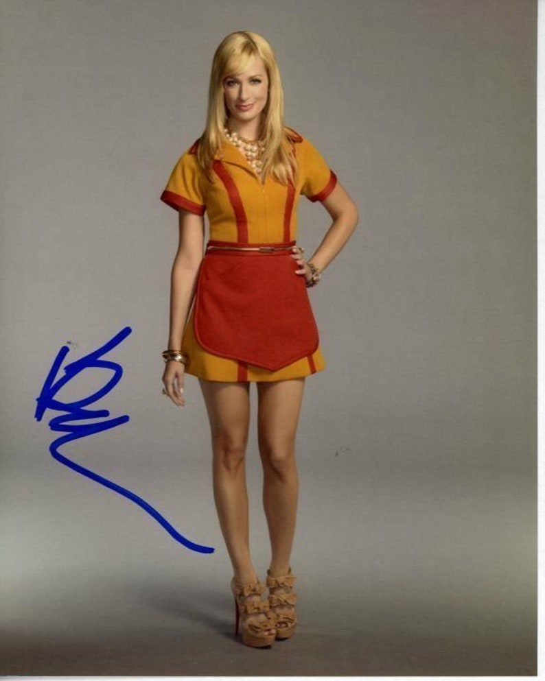 Beth Behrs Signed Autographed 8x10 2 Broke Girls Caroline Channing ...