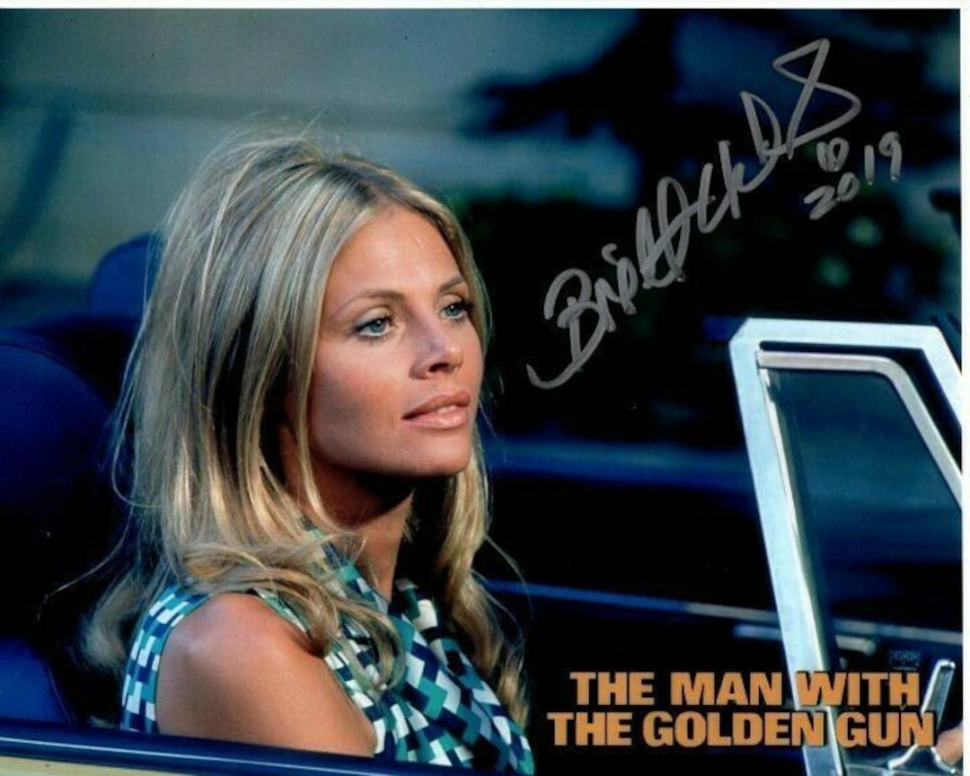 Britt Ekland Signed 8x10 the Man With the Golden Gun Mary Goodnight ...