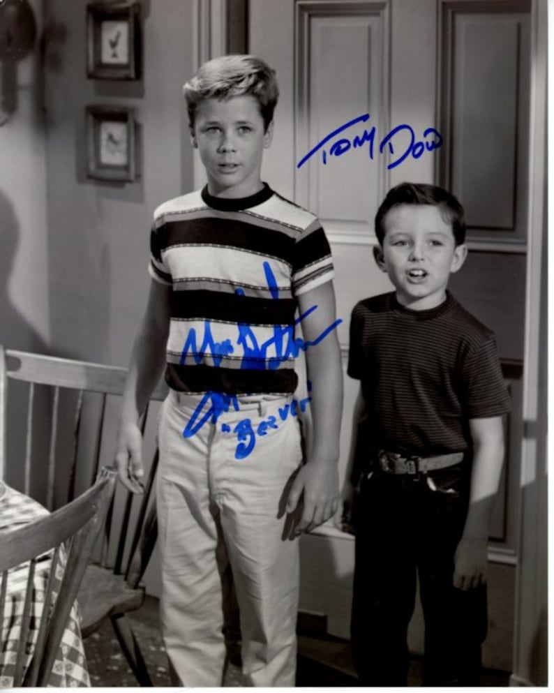 Jerry Mathers and Tony Dow Signed Autographed 8x10 Leave It to Beaver ...