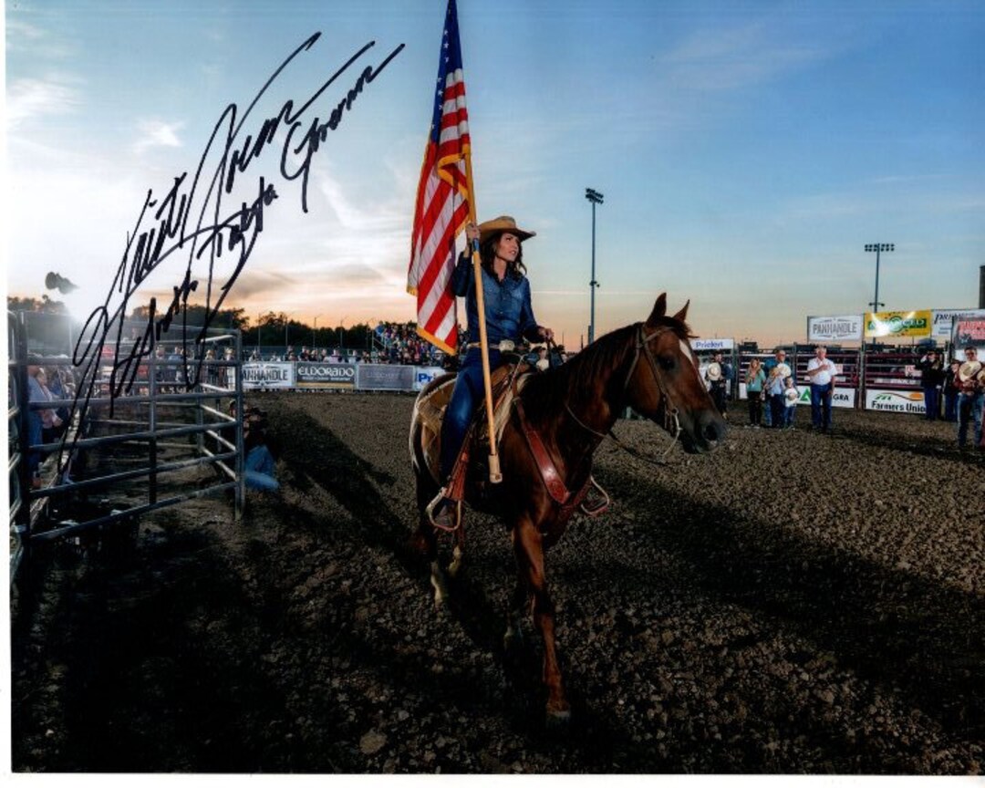 Kristi Noem Signed Autographed 8x10 South Dakota Governor Photo - Etsy