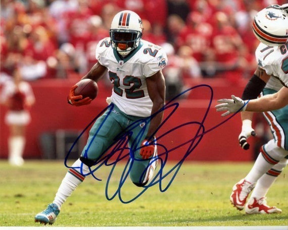 Reggie Bush Signed Autographed Nfl Miami Dolphins Photo | Etsy